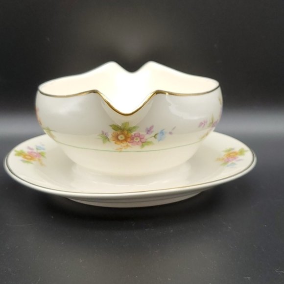 Pope-Gosser | Dining | Vintage Popegosser Gravy Boat Mary Ellen Pattern ...